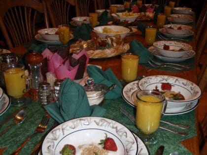 Team Building Activities, Ideas | Heartland Lodge