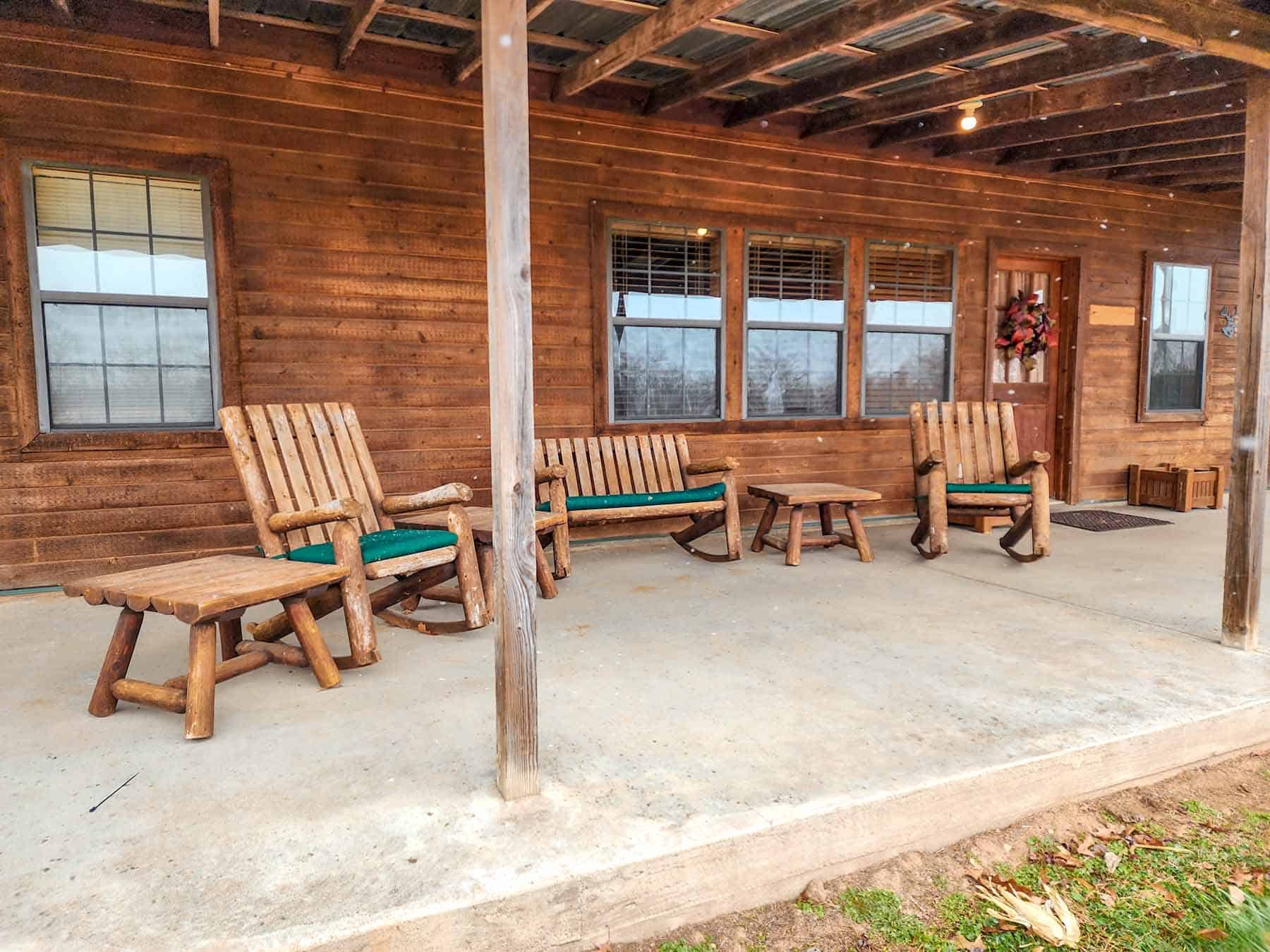 Quail Ridge Cabin | Heartland Lodge & Resort